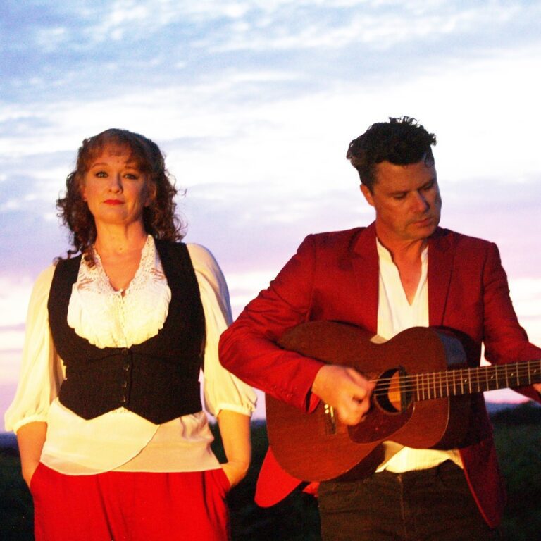 Kathryn-Roberts-Sean-Lakeman - Bridport & West Bay